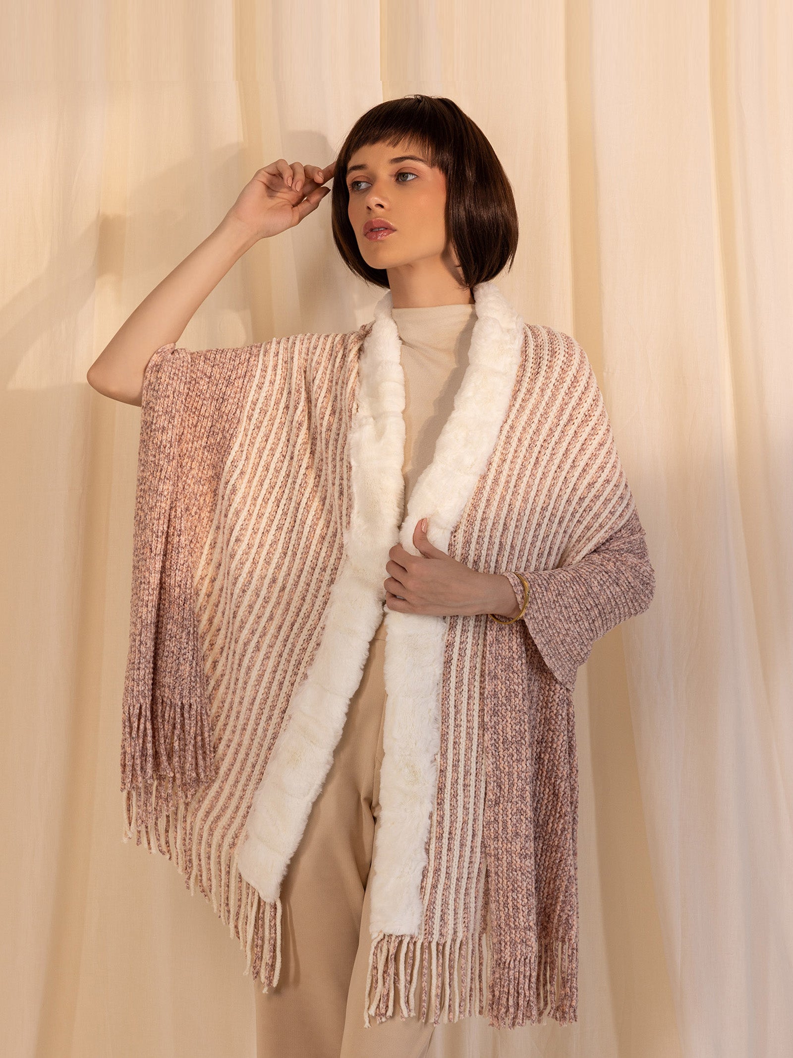 Woollen Fur Cape - Quartz